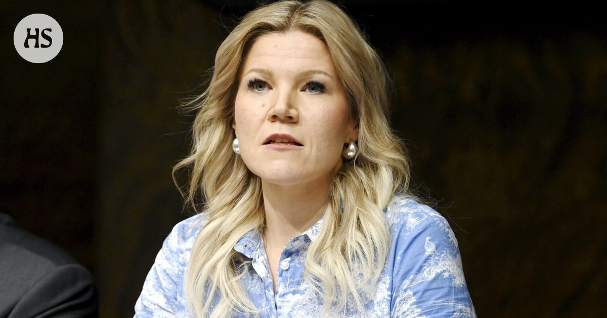 Kansanedustaja Sofia Vikman jäi pyörälenkillä auton alle | HS.fi