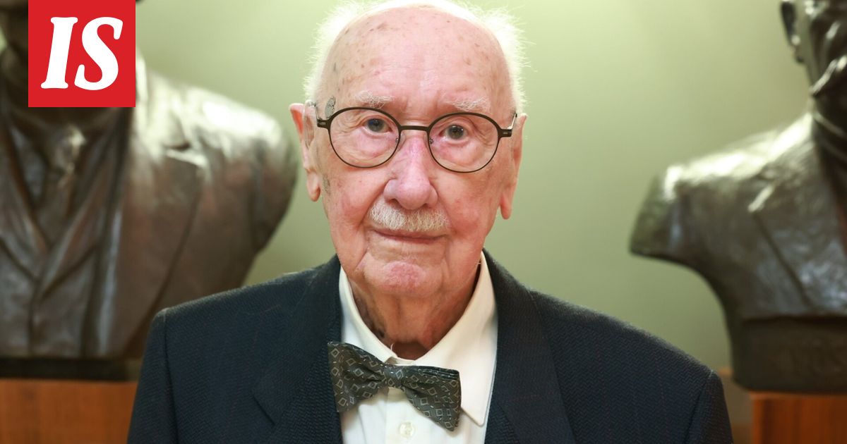 100-vuotias sotaveteraani Venni Maunula kertoo pitkäikäisyydestään – ”Siihen on kolme pointtia ...