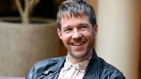 Olavi Uusivirta paljastaa erikoisen yhteyden Baddingiin - Ilta-Sanomat