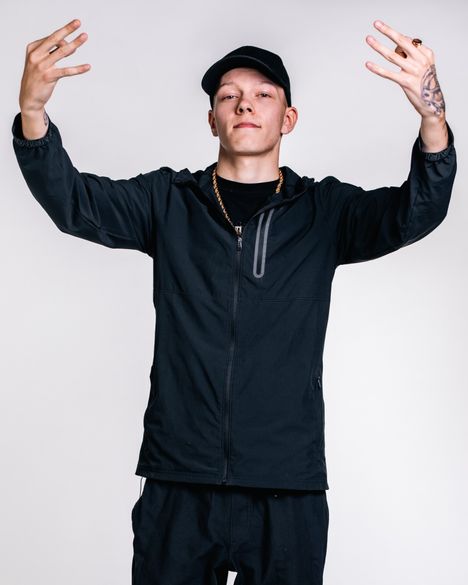 Mist sä tuut: Jami Faltin eli levottomalla alueella Ruotsissa – äiti ...