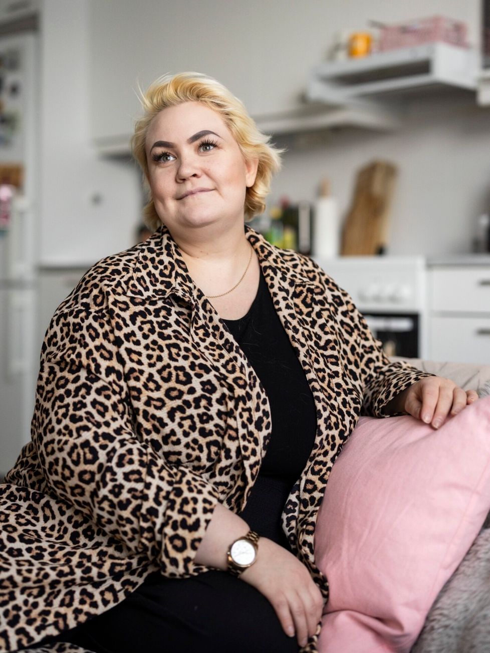 Miten sairaudesta puhutaan työhakemuksessa? Vastavalmistunut Emmi-Maria ...