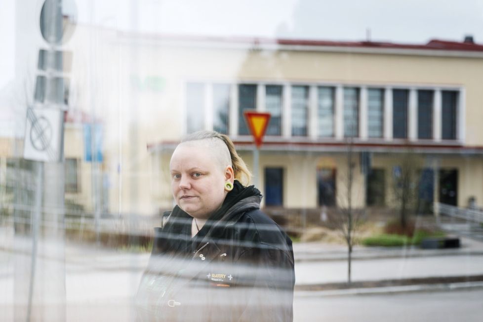 Skitsofreniasta kärsivä Enni Saarela kertoo tarinansa - Satakunnan Kansa