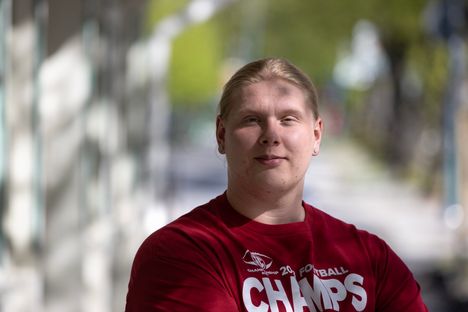 Amerikkalaisen jalkapallon porilaislupauksen Olaus Alisen kausi päättyi ...