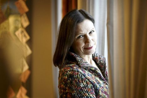 60 vuotta täyttänyt näyttelijä Mari Rantasila puhuu nyt ikääntyvien ...