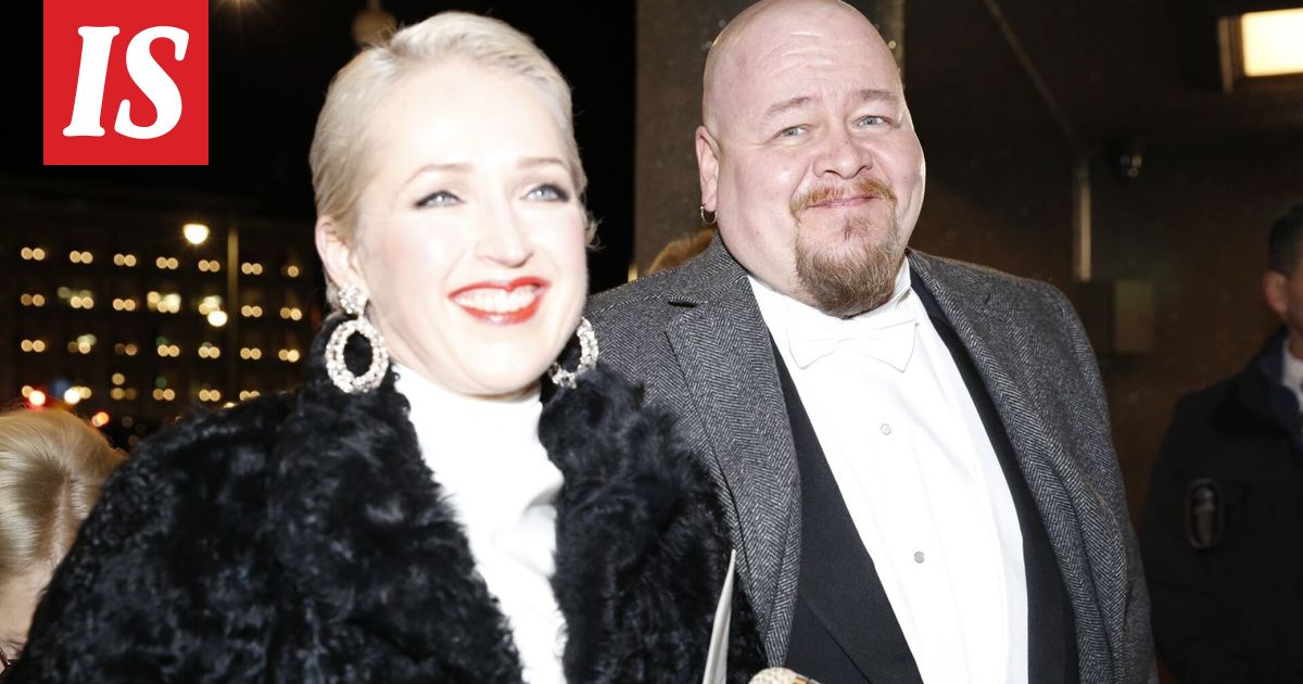 Anna Perho kertoo suhteen alusta Sami Tenkasen kanssa - Ilta-Sanomat