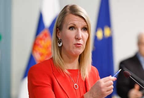 Tilastointimuutos paisutti Suomen velkaa 20 miljardia: Nyt ministeri ...