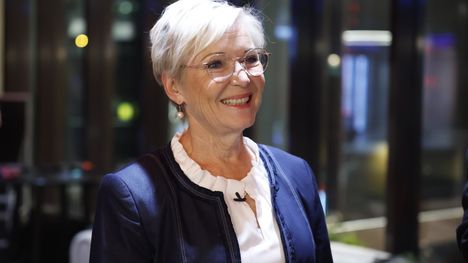 Podcast: Pirjo Nuotio kertoo painonsa ja kauneusleikkauksestaan - Ilta ...