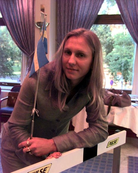 Uutuuskirja: Ludmila Engquist kertoi musertavasta kohtalostaan - Ilta ...