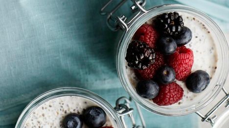 Helppo ja täyttävä aamupala! Pieni kikka tuo tuorepuuroon uskomattoman ...