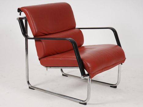 Suomen tunnetuimpiin muotoilijoihin kuuluva Yrjö Kukkapuro suunnitteli ...