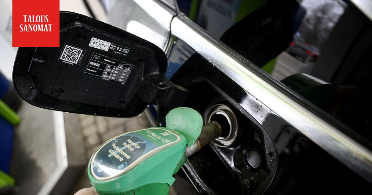 Bensa halventunut - Ilta-Sanomat