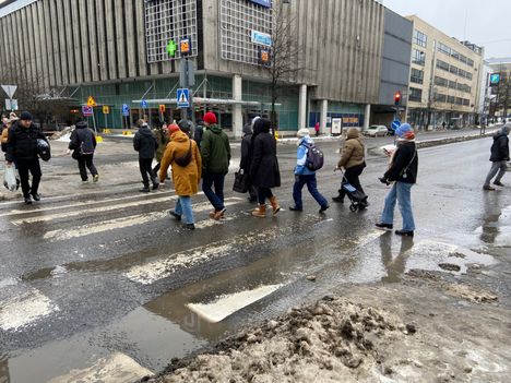 Vesisateet eivät ole aiheuttaneet tulvia Tampereella – sohjoa aurataan ...