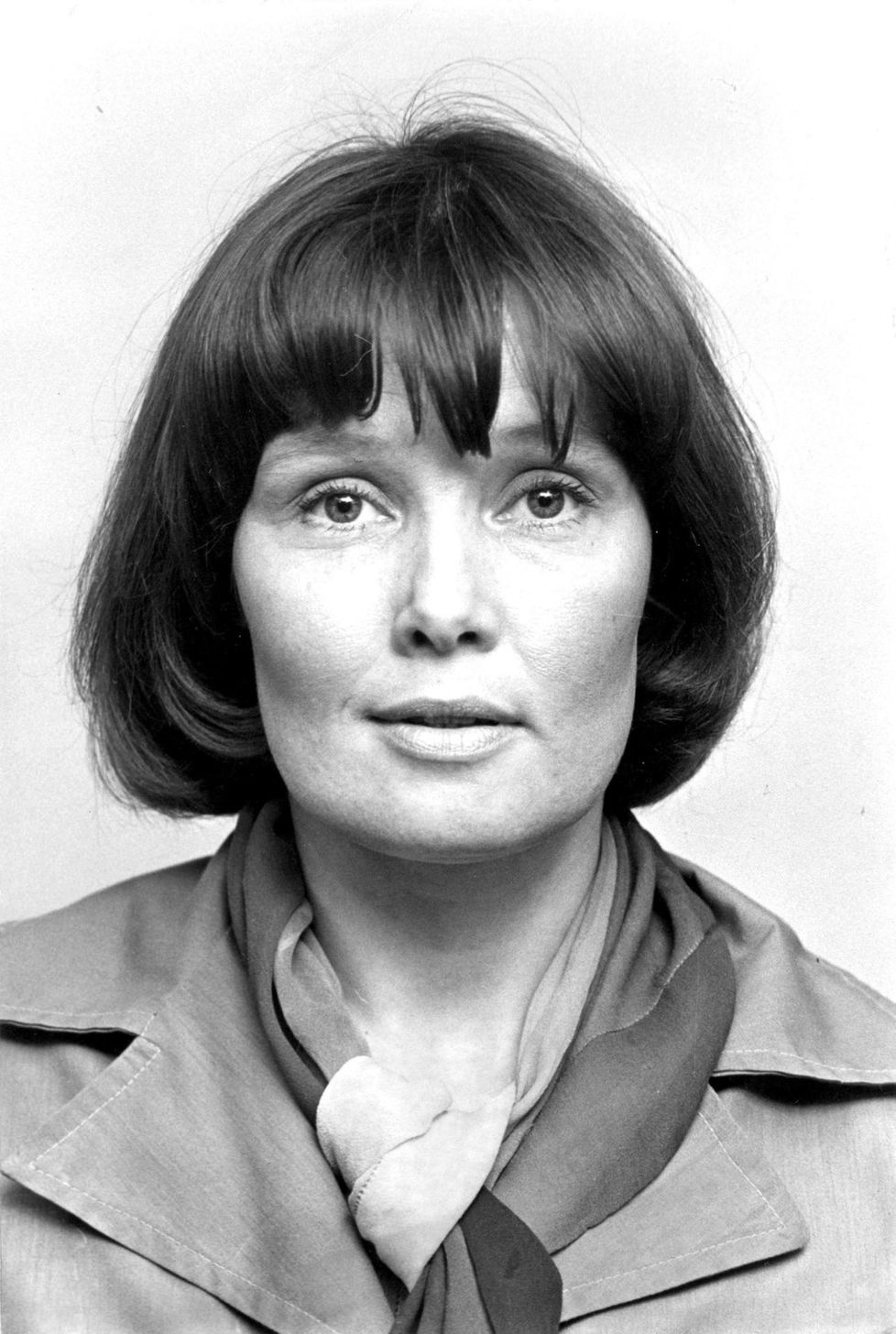 Eva-Riitta Siitonen 80 vuotta – lupasi lapsenlapselleen Vienolle elää ...