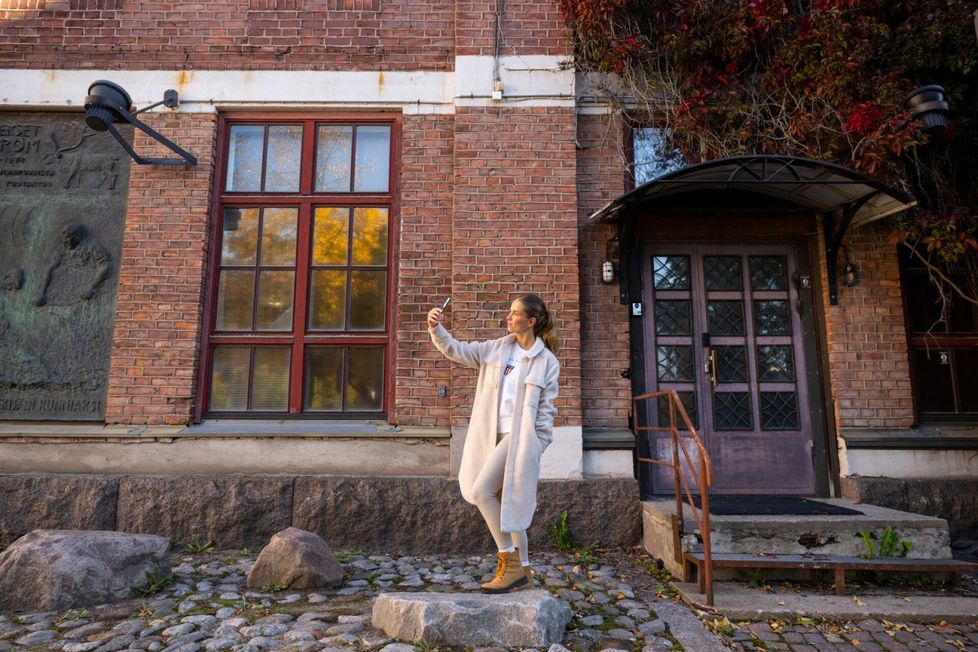 Sara Inkala löysi kuvansa seksisivustolta, poistui somesta - Ilta-Sanomat