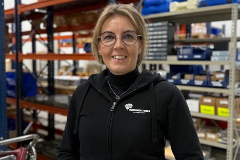 Naantalin Yrittäjien uusi puheenjohtaja Minna Hellsten: ”astun isoihin ...
