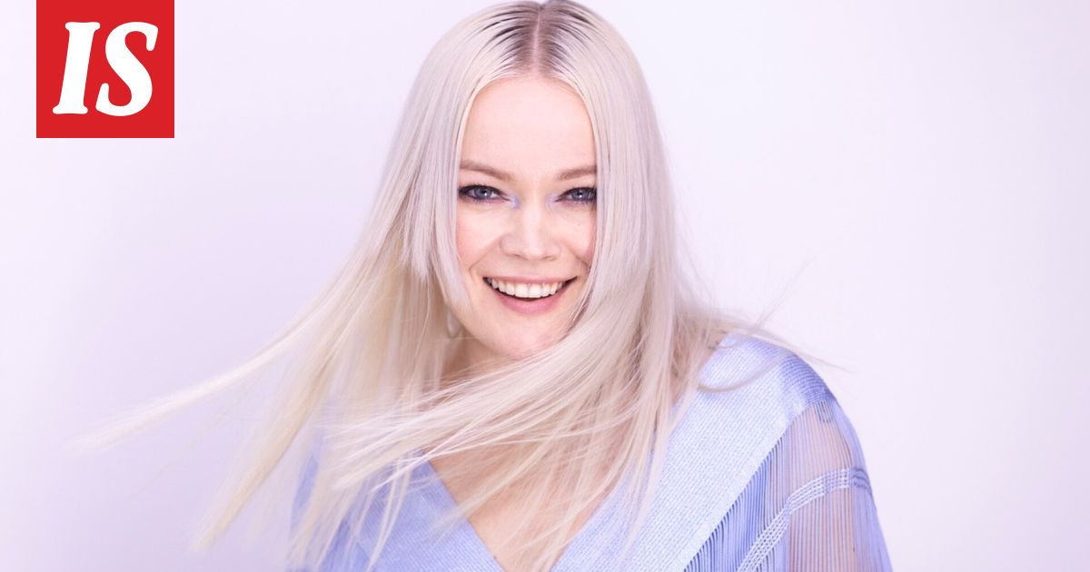 Anna Puu julkaisi öisen kuvan puolisonsa kanssa - Ilta-Sanomat