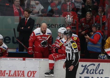 Länsi-Suomi: Jesse Joensuu haukkui raumalaistoimittajat ottelun jälkeen ...