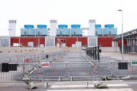 Datakeskuksissa hetken voitto on lyhytnäköistä politiikkaa | HS.fi