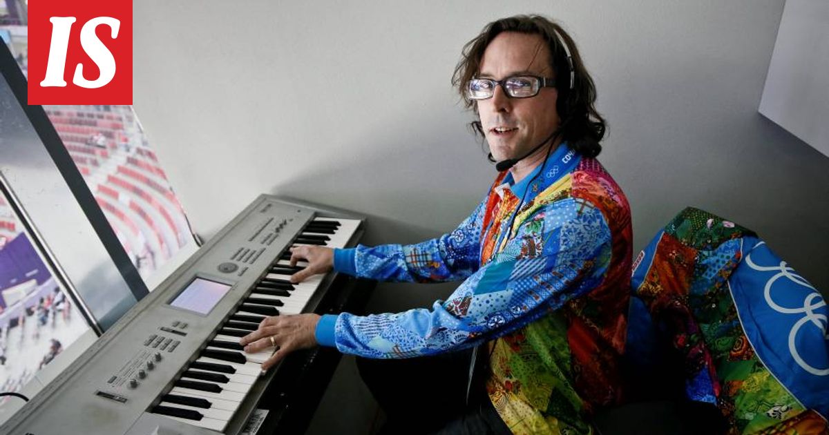 Jääkiekko: Raymond Castoldi soittaa urkuja Bolshoi-areenassa - Ilta-Sanomat