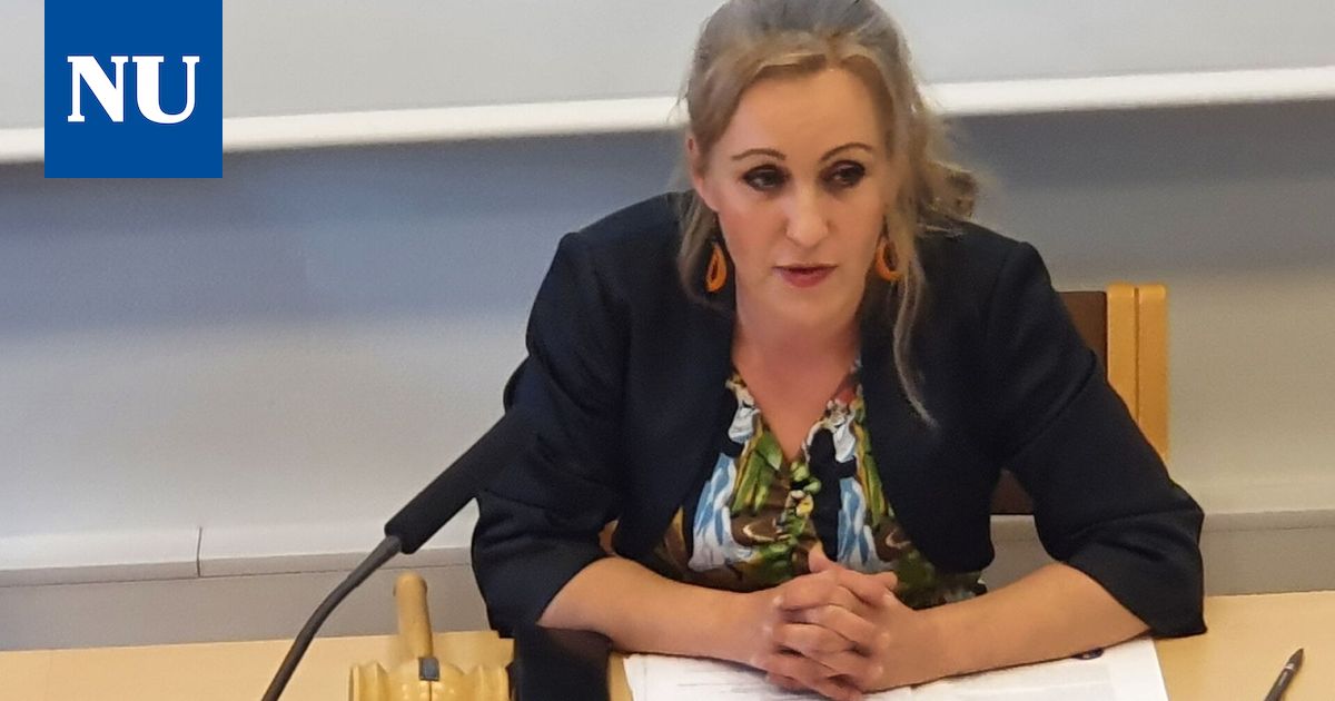 Nokian valtuuston puheenjohtaja Maria Asunta pahoittelee somekäytöstään ...
