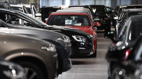 Henkka uskoi automyyjää – pian hänellä oli Knaus-matkailuauto, jota hän ei voinut edes ajaa ...