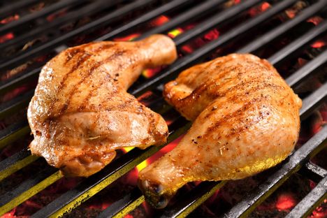 Takuuvarmasti mehevä broileri ammattilaisten vinkeillä – näin liha ei ...