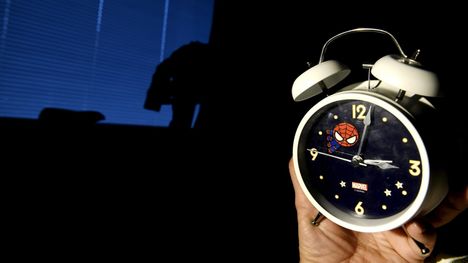 Talviaika alkaa ensi yönä – miksi kelloja siirretään edelleen? - Ilta ...
