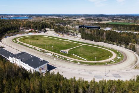 Teivon raviradan ravintoloitsija konkurssiin