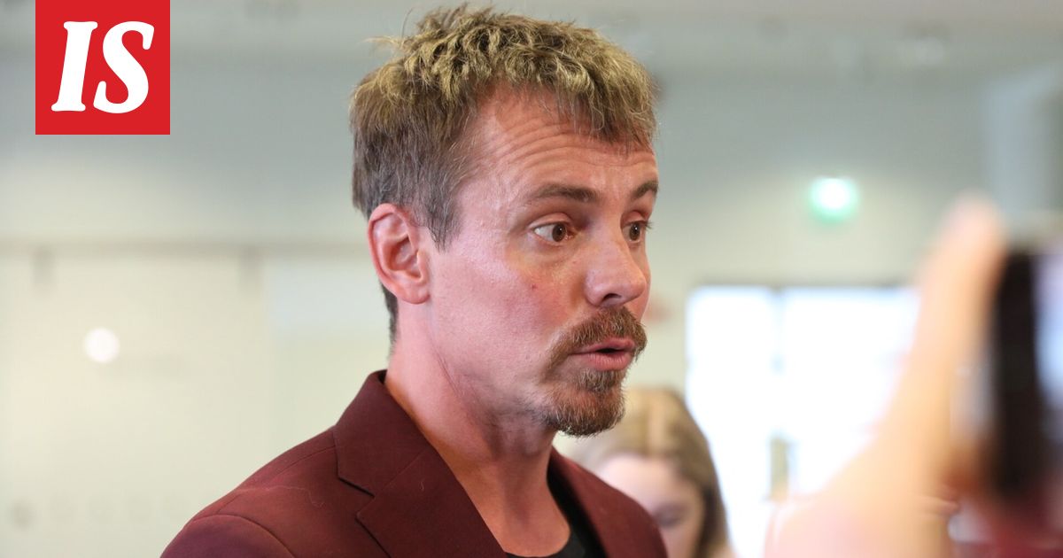 Jasper Pääkkönen laukoi hämmentävän kommentin kalsarifirmasta - Ilta ...
