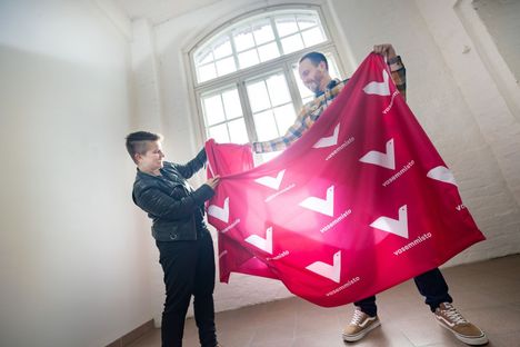 Ehdokkaat Raisa Ranta ja Eero Rantala oikovat elähtäneitä uskomuksia ...