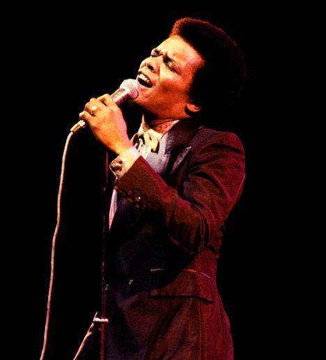 Laulaja Johnny Nash on kuollut: I Can See Clearly Now -kappaleen tekijä ...