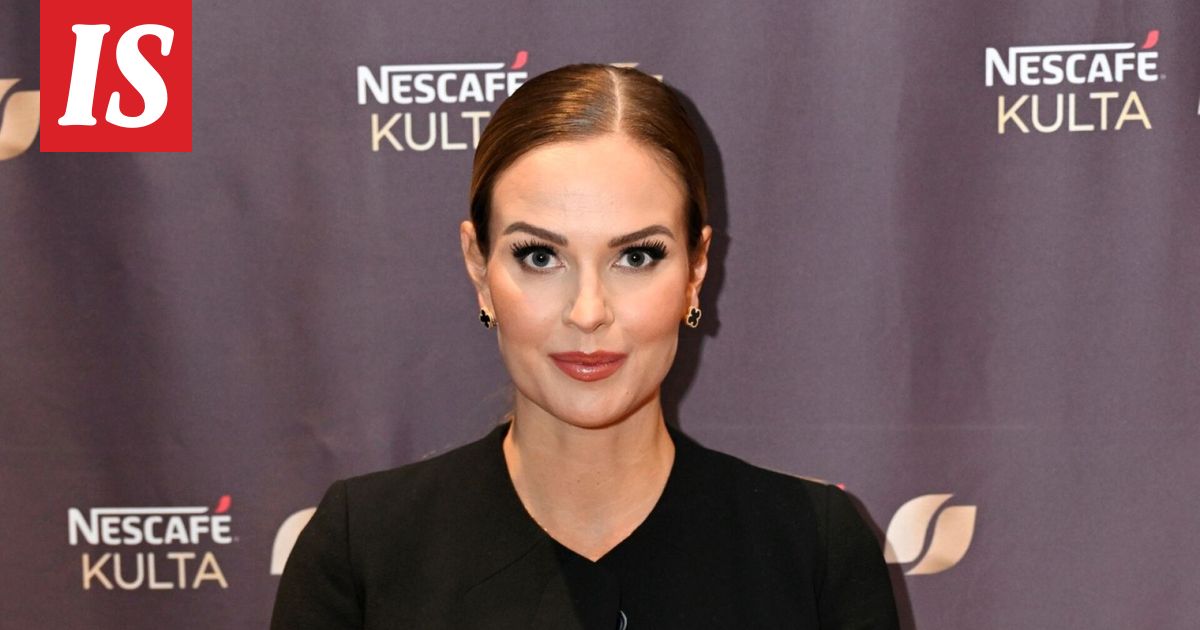 Minttu Räikkösen ilouutinen: Kolmas lapsi syntyi - Ilta-Sanomat