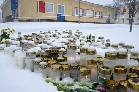 Kouluampujan lähisukulaiselle syyte Vantaan Viertolan ...