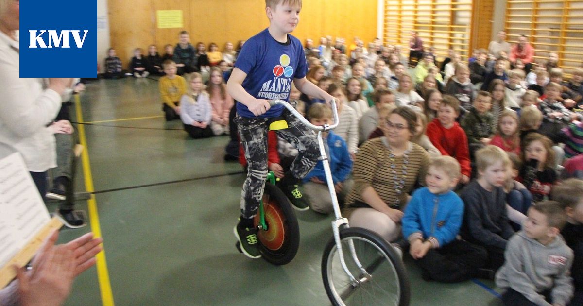 Tanssia, soittoa ja temppuja –rohkeat oppilaat esiintyivät koulun ...