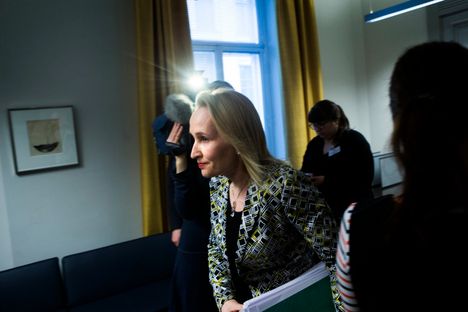 Minna Helle hämmentyi valinnastaan Häkämiehen seuraajaksi - Ilta-Sanomat