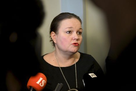 Krista Kiurua lyötiin nyrkillä kasvoihin Kaisaniemenpuistossa – poliisi ...