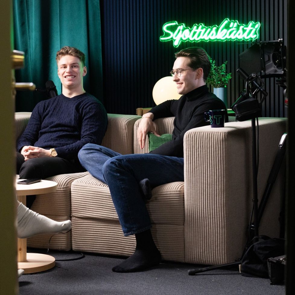 Sijoituskästi on Suomen kuunnelluimpia podcasteja – Perustajina ovat 25 ...