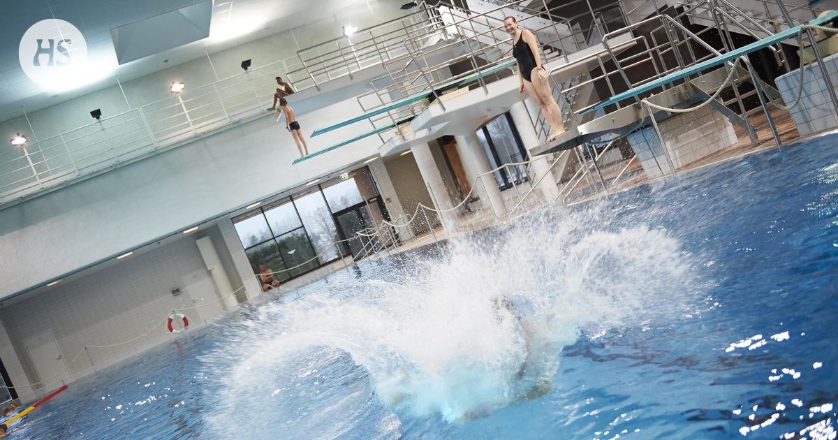 Leppävaaran uimahalli jouduttiin sulkemaan, valaisin jäi roikkumaan sähköjohdon varaan | HS.fi