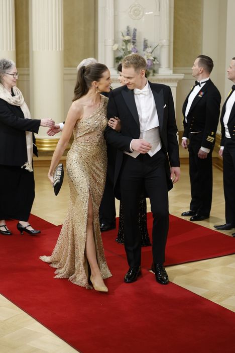 LInnan juhlat – hienoimmat puvut 2023 - Ilta-Sanomat