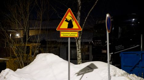 Tampereen viikatemies-kyltti saattaa olla laiton - Ilta-Sanomat