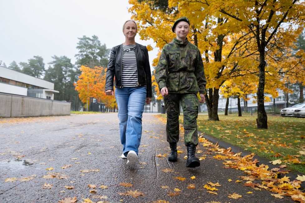 Anna Kuusrainen ei aikaillut asepalvelukseen hakemisessa - Satakunnan Kansa