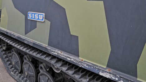 Vanha Sisu NA-140BT -telakuorma-auto muutettiin etäohjattavaksi - Ilta ...