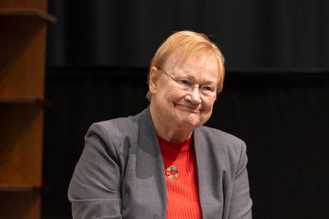 Apu: Tästä ulkonäköpiirteestä Tarja Haloselle on heitetty törkeitä ...