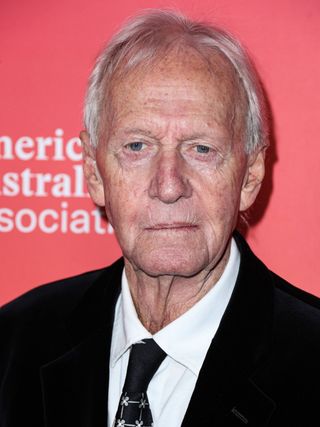 Krokotiilimies-elokuvista tuttu Crocodile Dundee eli Paul Hogan ...