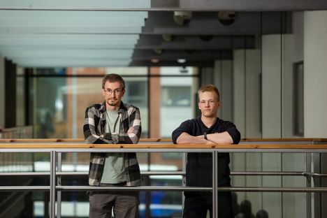Tämän alan opiskelijat revitään hyvä­palkkaisiin töihin usein kesken ...