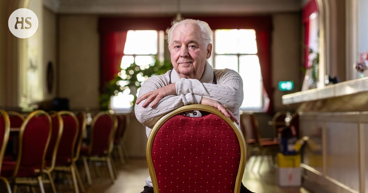 80-vuotias: Markus Allan on vienyt suomalaista tangoa maailman ...