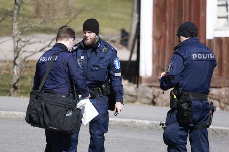 Iso poliisioperaatio Espoon keskuksessa - Ilta-Sanomat