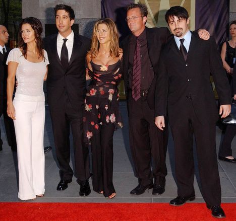 Matthew Perry jakoi kuvan isänsä kanssa kaksi viikkoa ennen kuolemaansa ...