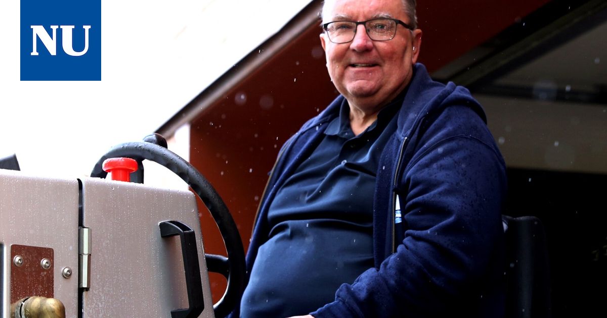 Jäähallin kenttien hoitaja Juha Salonen jäi eläkkeelle - Nokian Uutiset