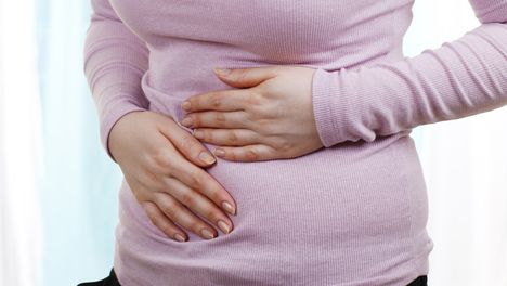 Kiusaako ummetus? 9 konstia, joilla vatsan toiminta lähtee rullaamaan ...